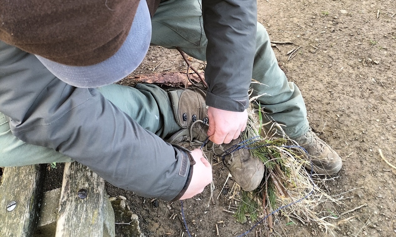 Covering Your Tracks with Anti-tracking Shoes - Survival Dispatch